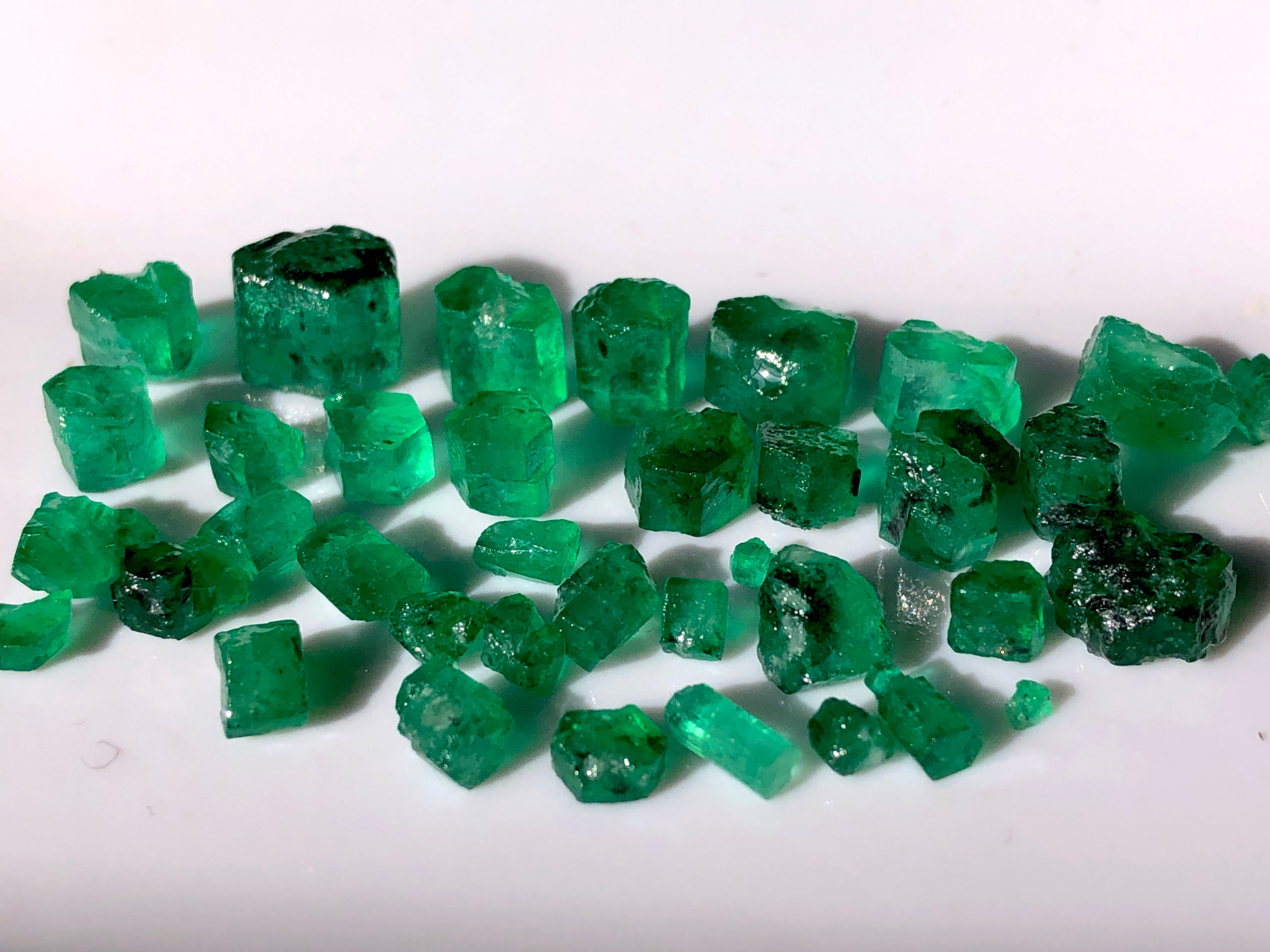 42.9 Carats Facet Rough Swat Emeralds for Sale – Folkmarketgems